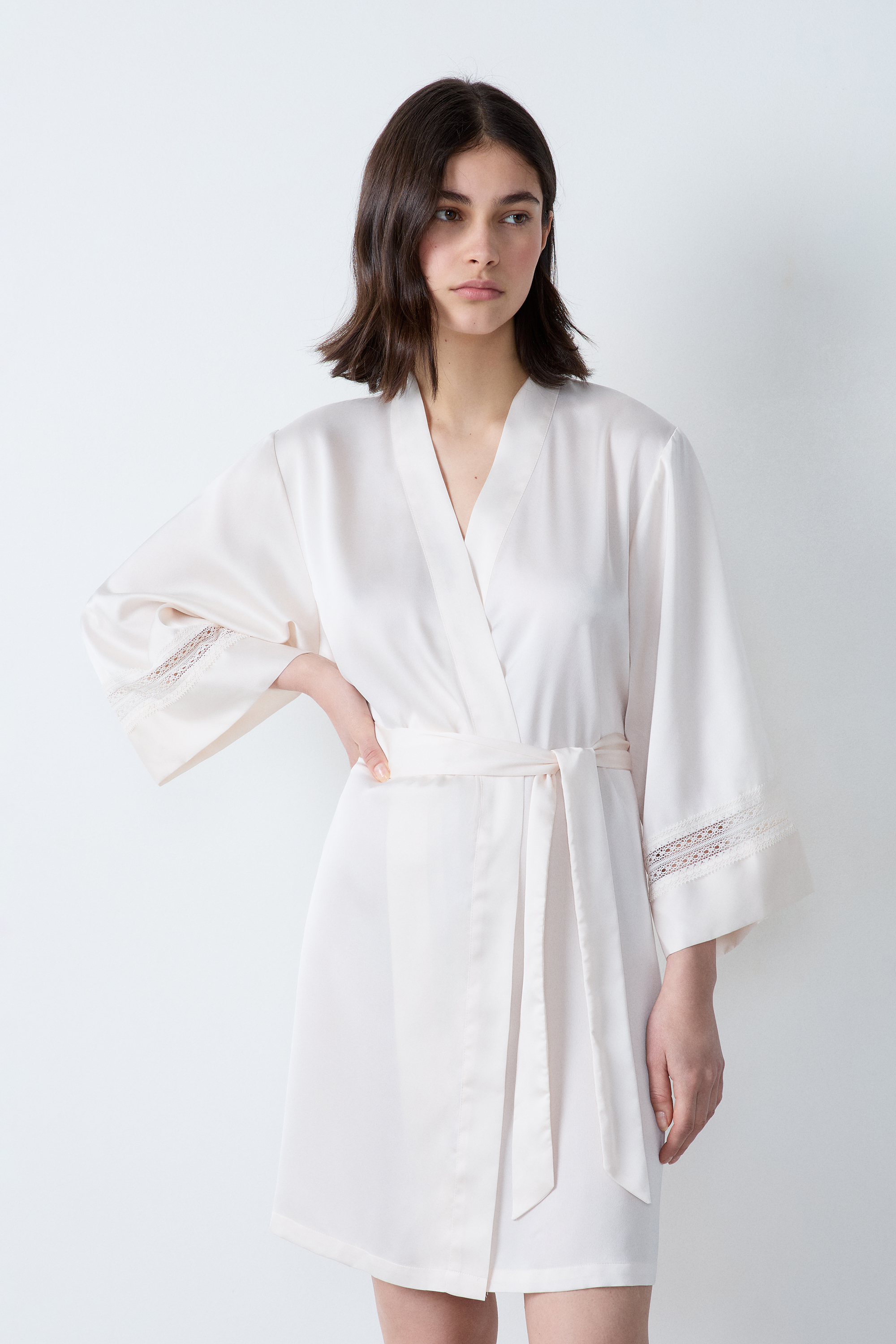 Satin robe with lace details - FEELING - ECRU - ETAM